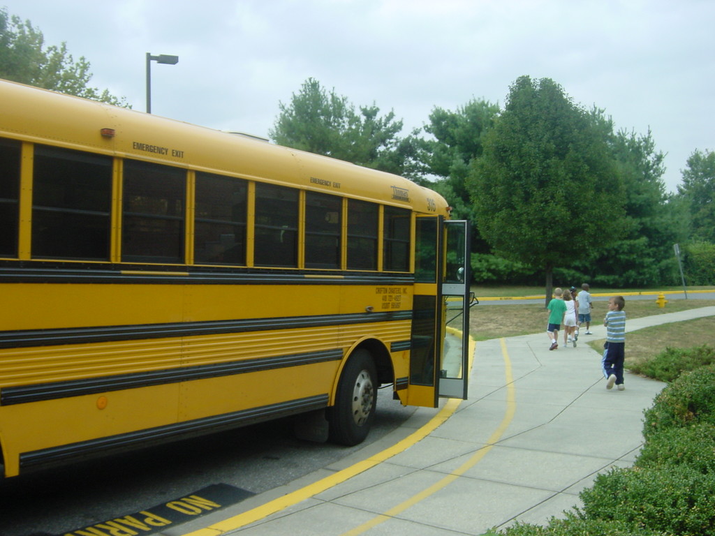 8/31/2006 Tyler's First Day of School - Crofton Meadows Elementary