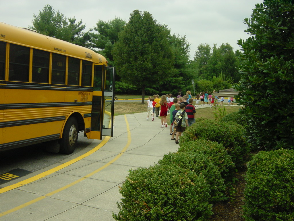 8/31/2006 Tyler's First Day of School - Crofton Meadows Elementary